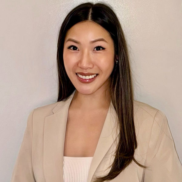 Dr. Jenny Kye DDS | Little Sunshine Dental Group | General Dentist